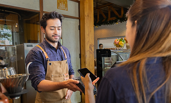 Peru | Tracking consumption with real-time data in August 2025 | BBVA ...